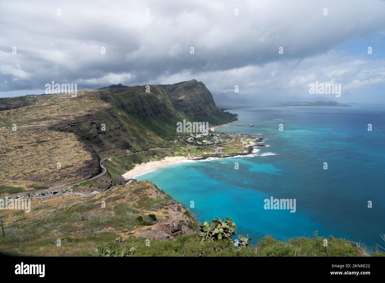 Makapuʻu Lookout on Oahu Hawaii USA Waimanolo beach Stock Photo - Alamy