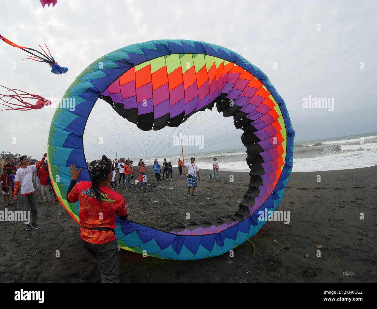 Unusual kite hi-res stock photography and images - Alamy