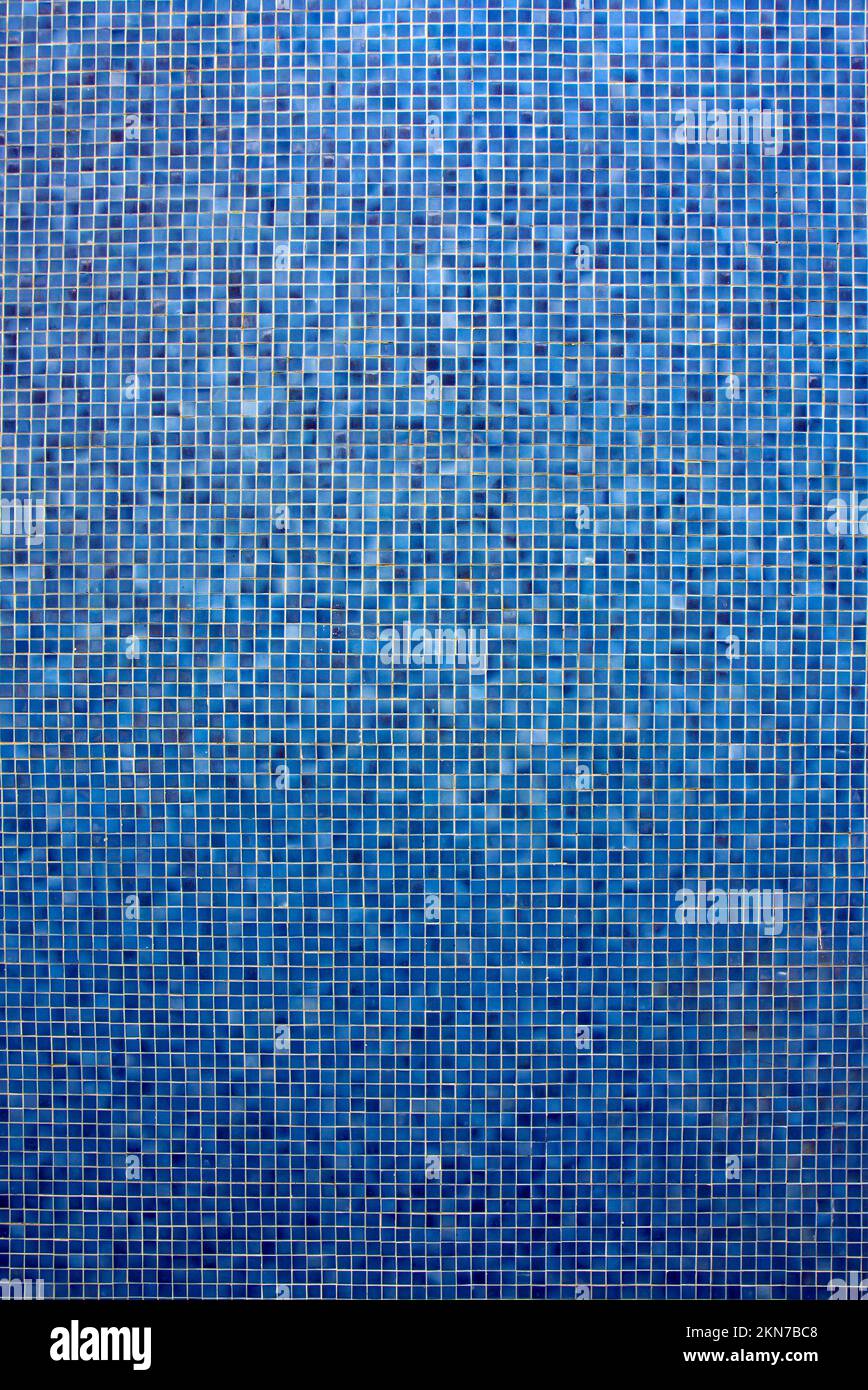 Moroccan wallpaper blue hi-res stock photography and images - Alamy