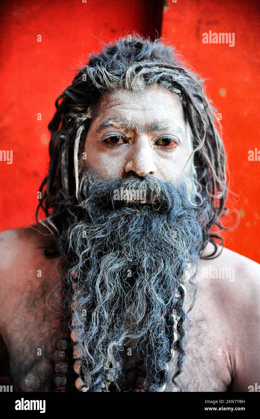 Portrait of a Sadhu (holy man) on the ghats of River Ganges, Varanasi ...