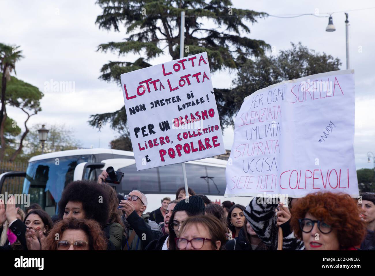 Non una di m hi-res stock photography and images - Alamy