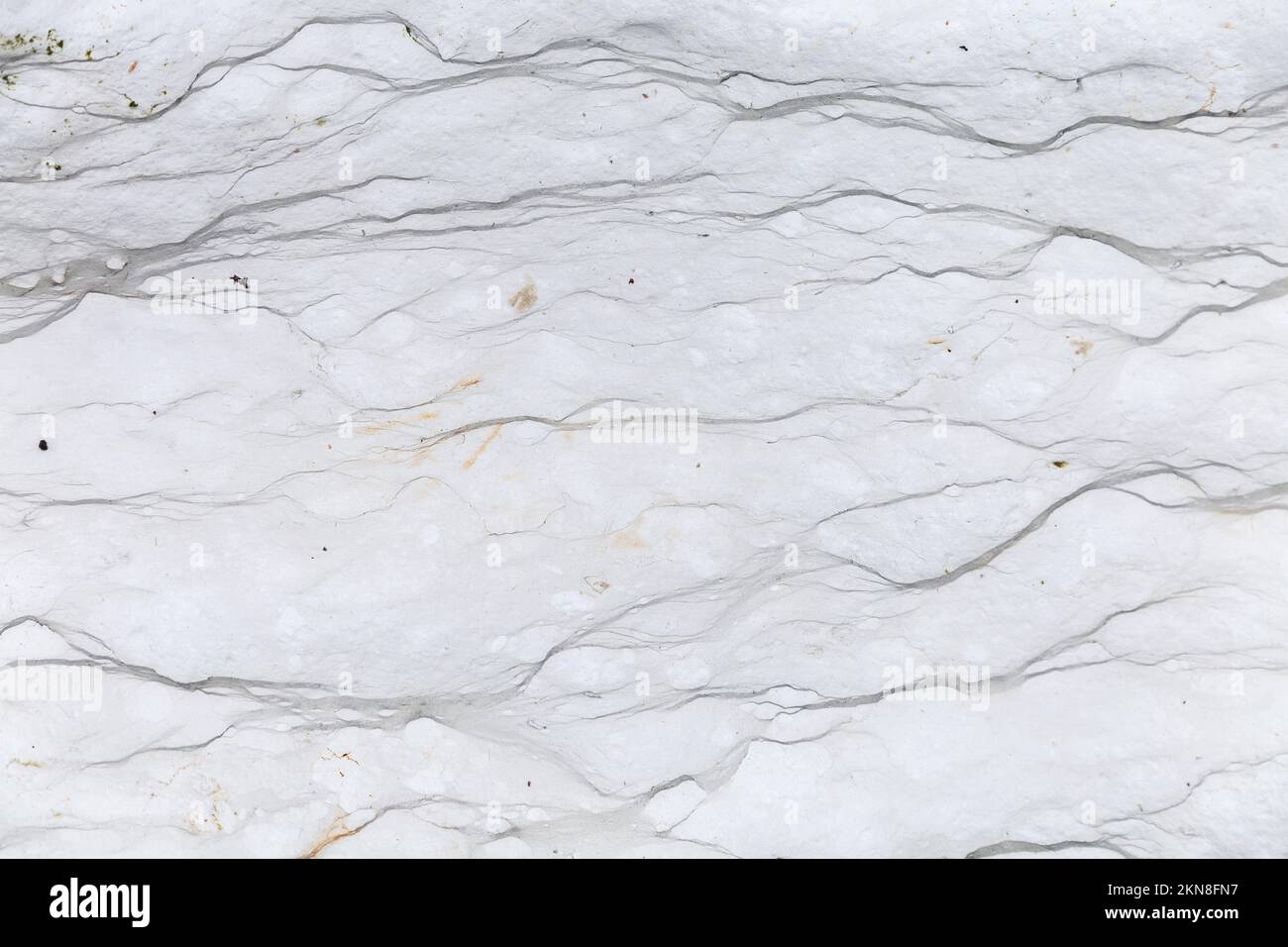 Veins in chalk cliffs of Beachy Head, Eastbourne, UK Stock Photo - Alamy