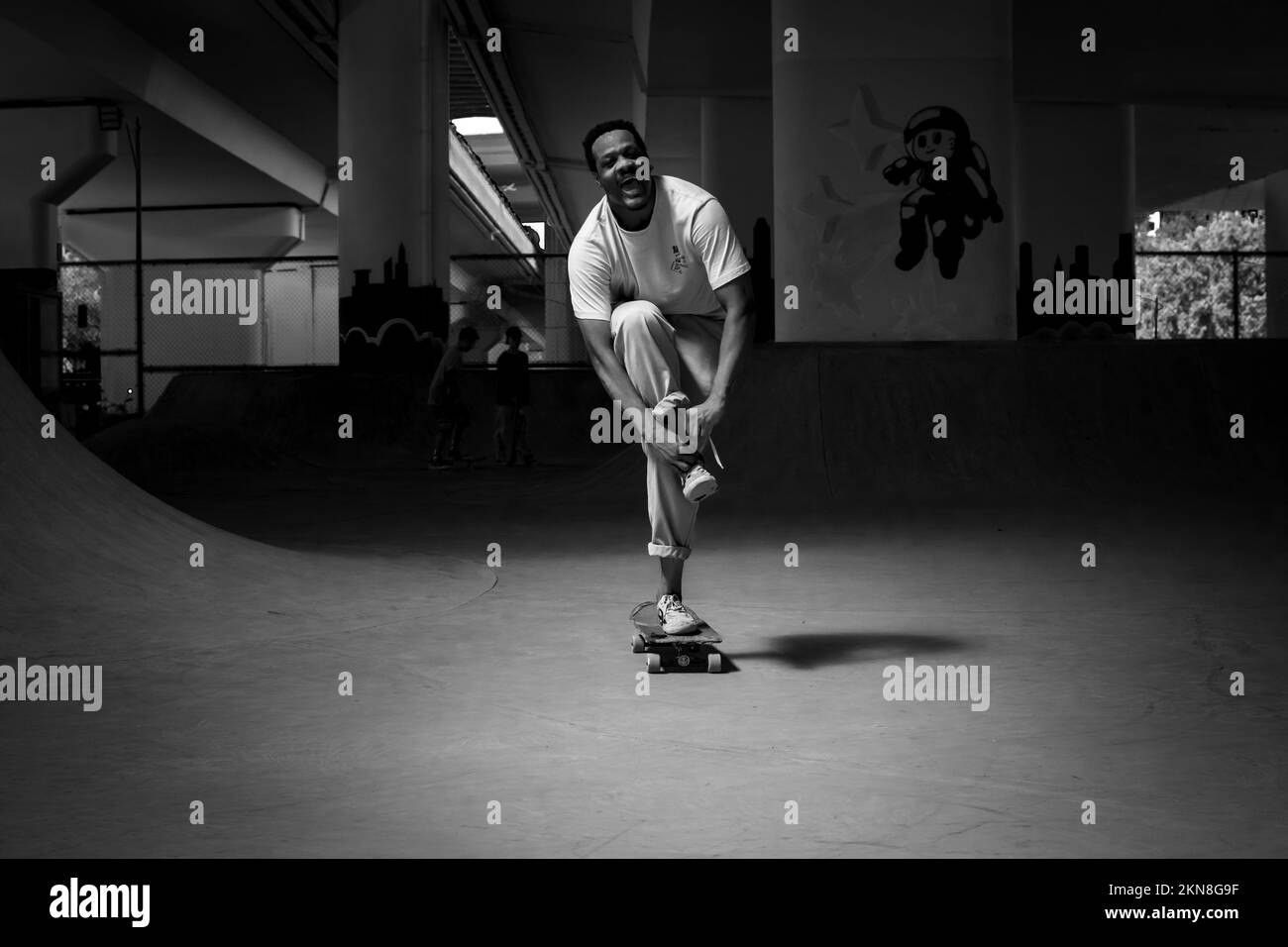 man skating in the skatepark Stock Photo - Alamy