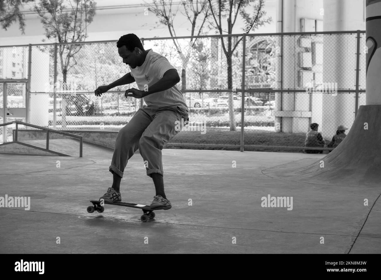 man skating in the skatepark Stock Photo - Alamy