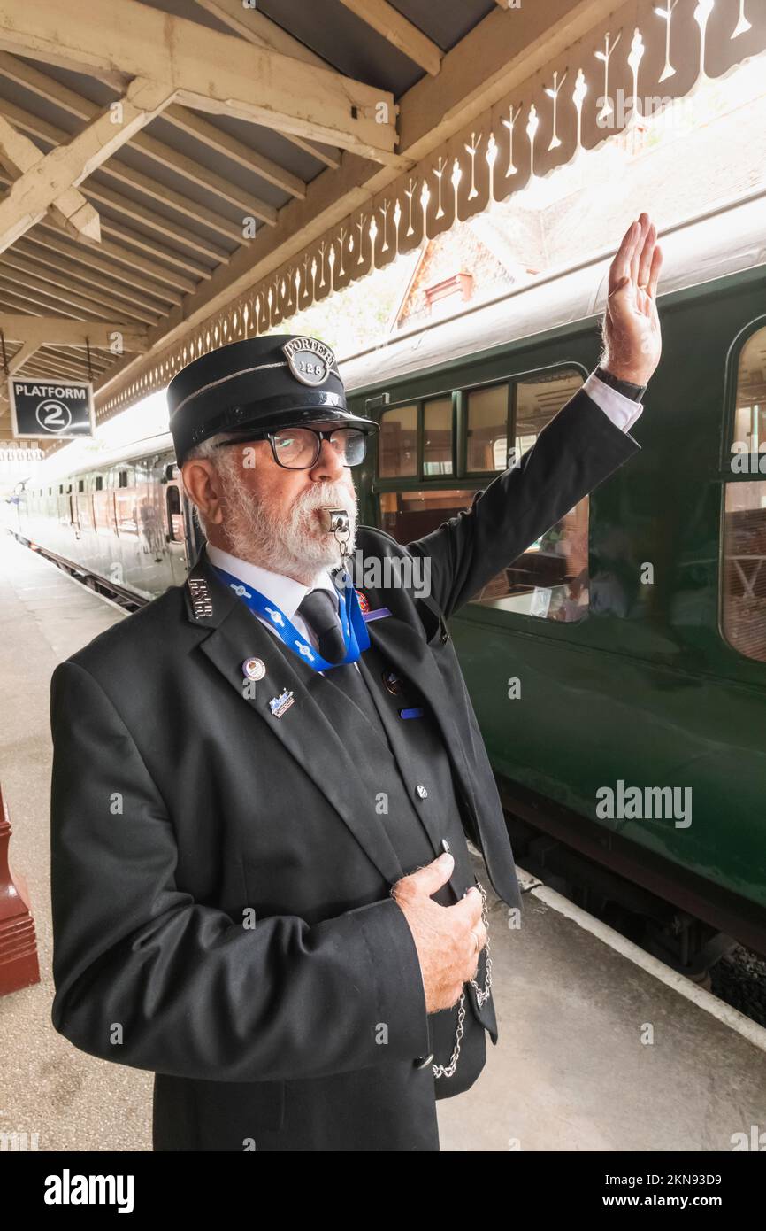 England, Sussex, Bluebell Railway, Sheffield Park Station, Platform ...