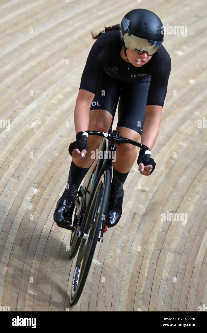 Michaela DRUMMOND of New Zealand in the Women's 25km Points Race ...