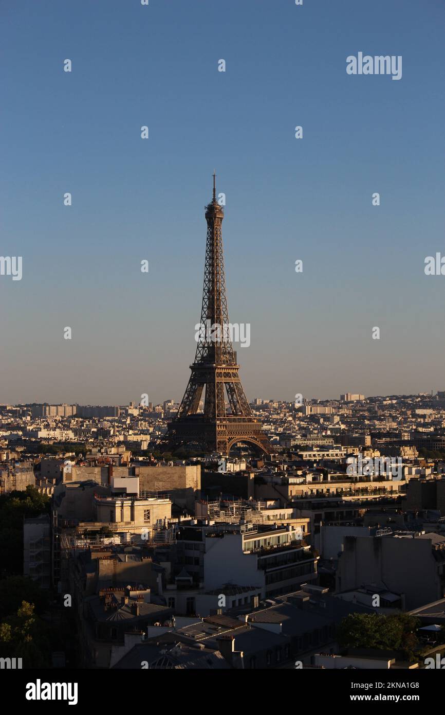 eiffel tower at golden hour Stock Photo - Alamy