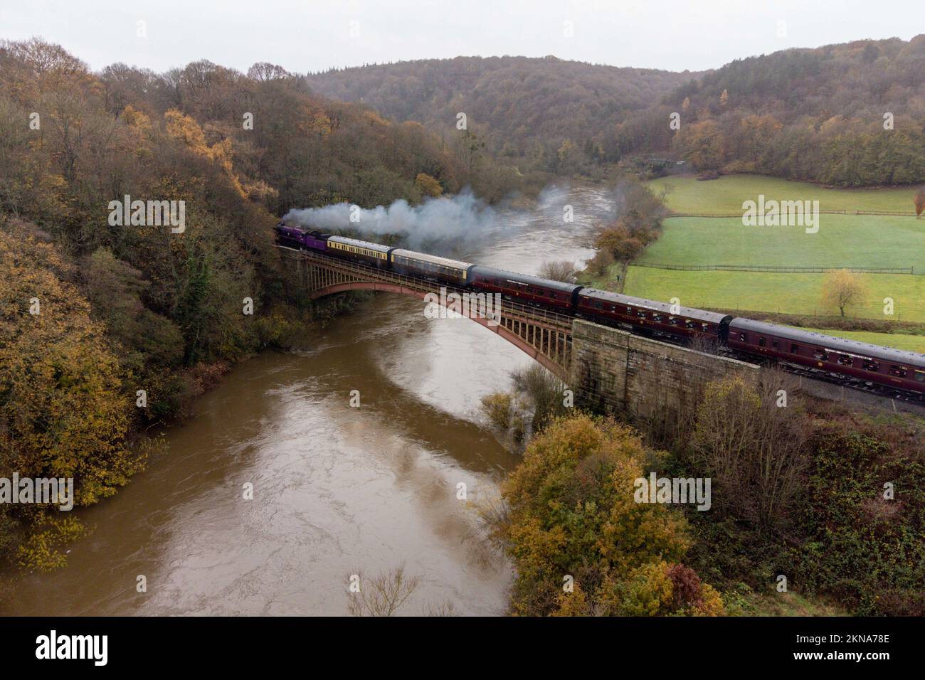 A steam locomotive crosses the Victoria Bridge on the Severn Valley ...