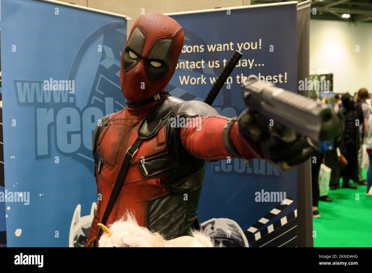 Deadpool Pulp Cosplay