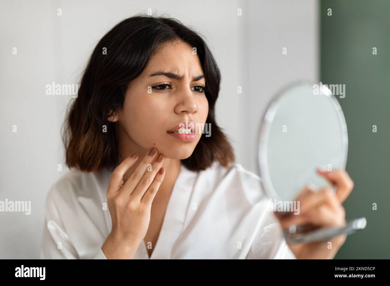 Woman face mirror unhappy hi-res stock photography and images - Alamy