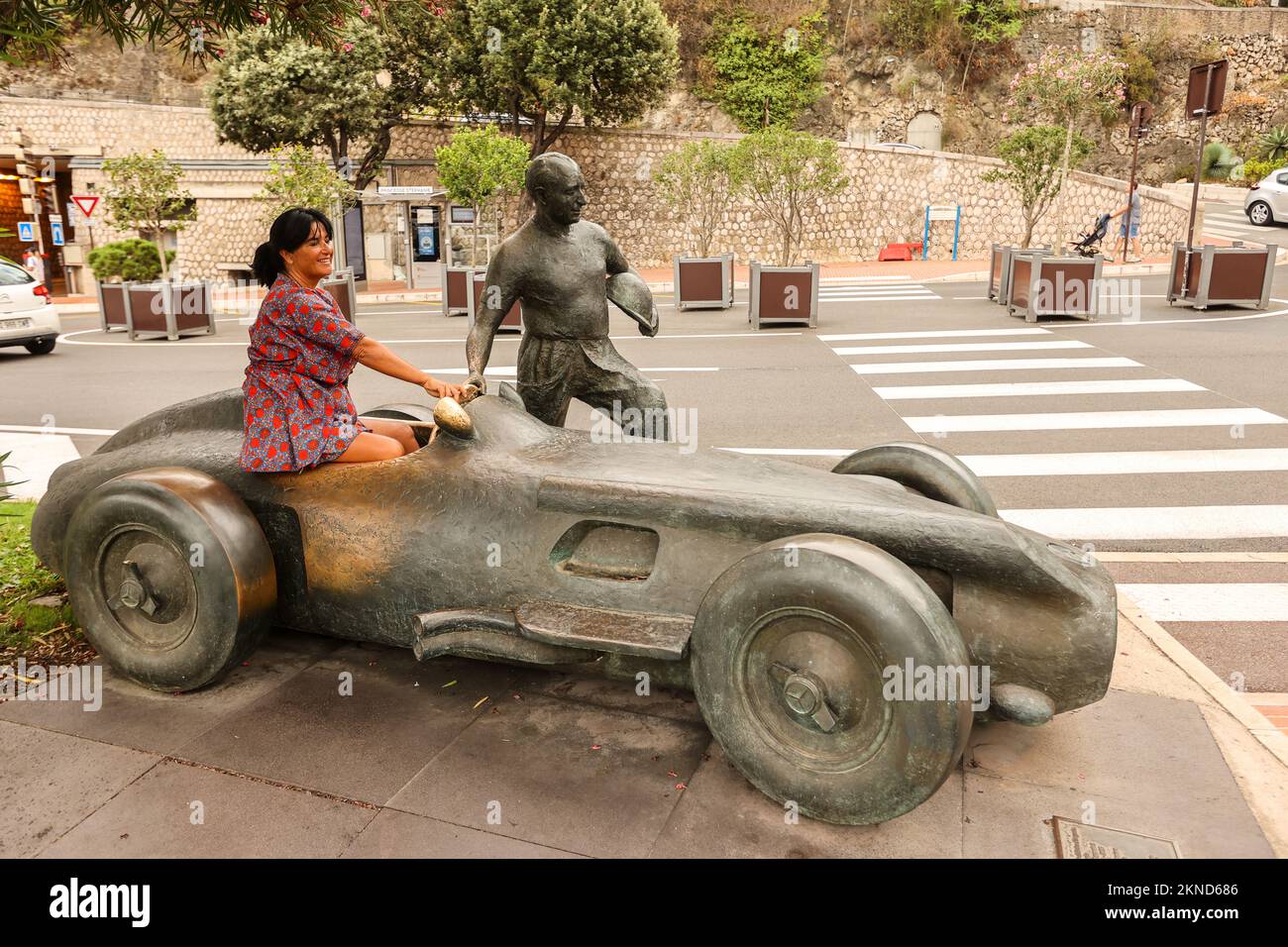Photo opportunity,at,statue,sculpture,monument,of,Juan Manuel Fangio ...