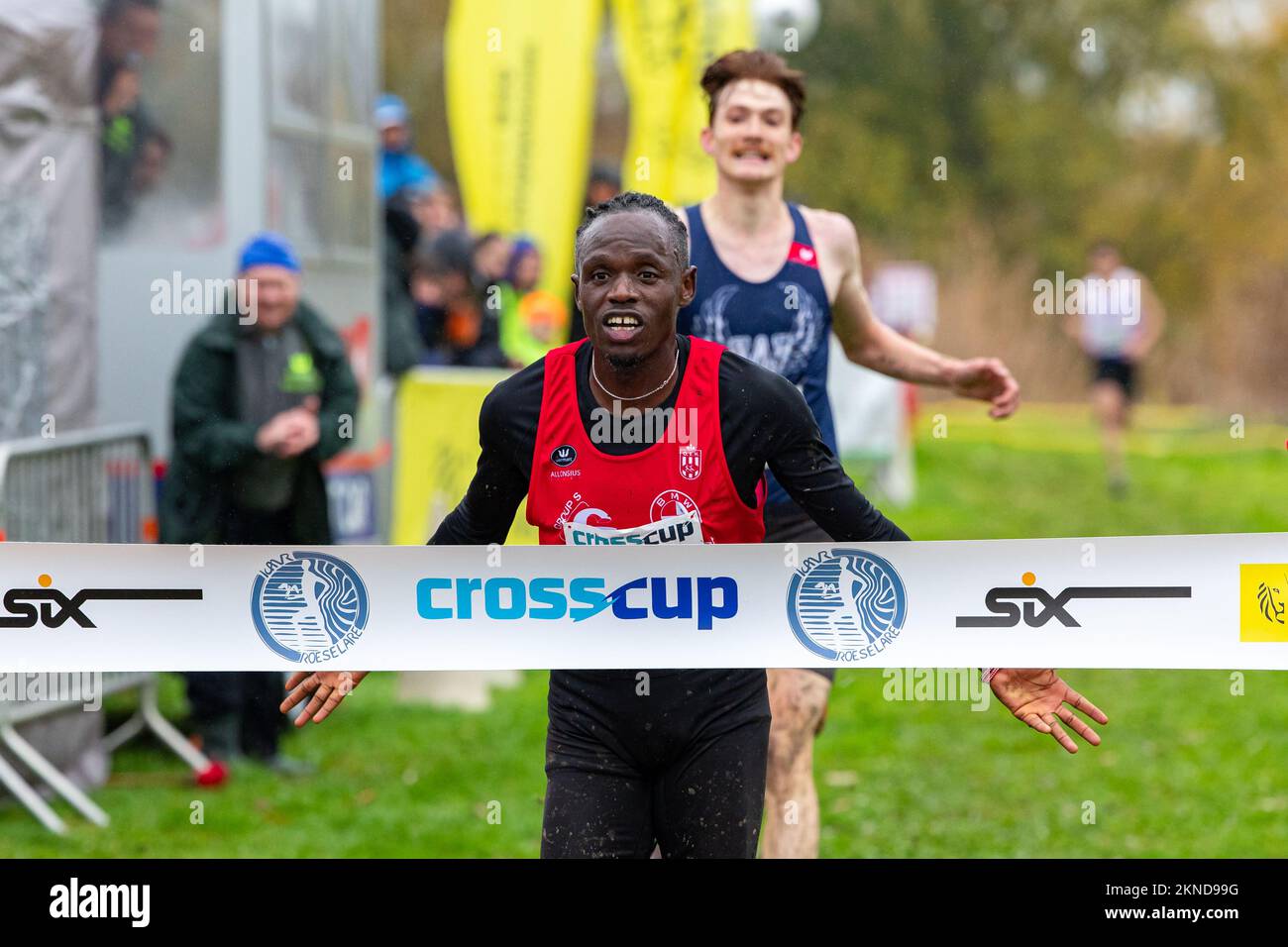 Belgian Isaac Kimeli celebrates after winning the men's race at the ...
