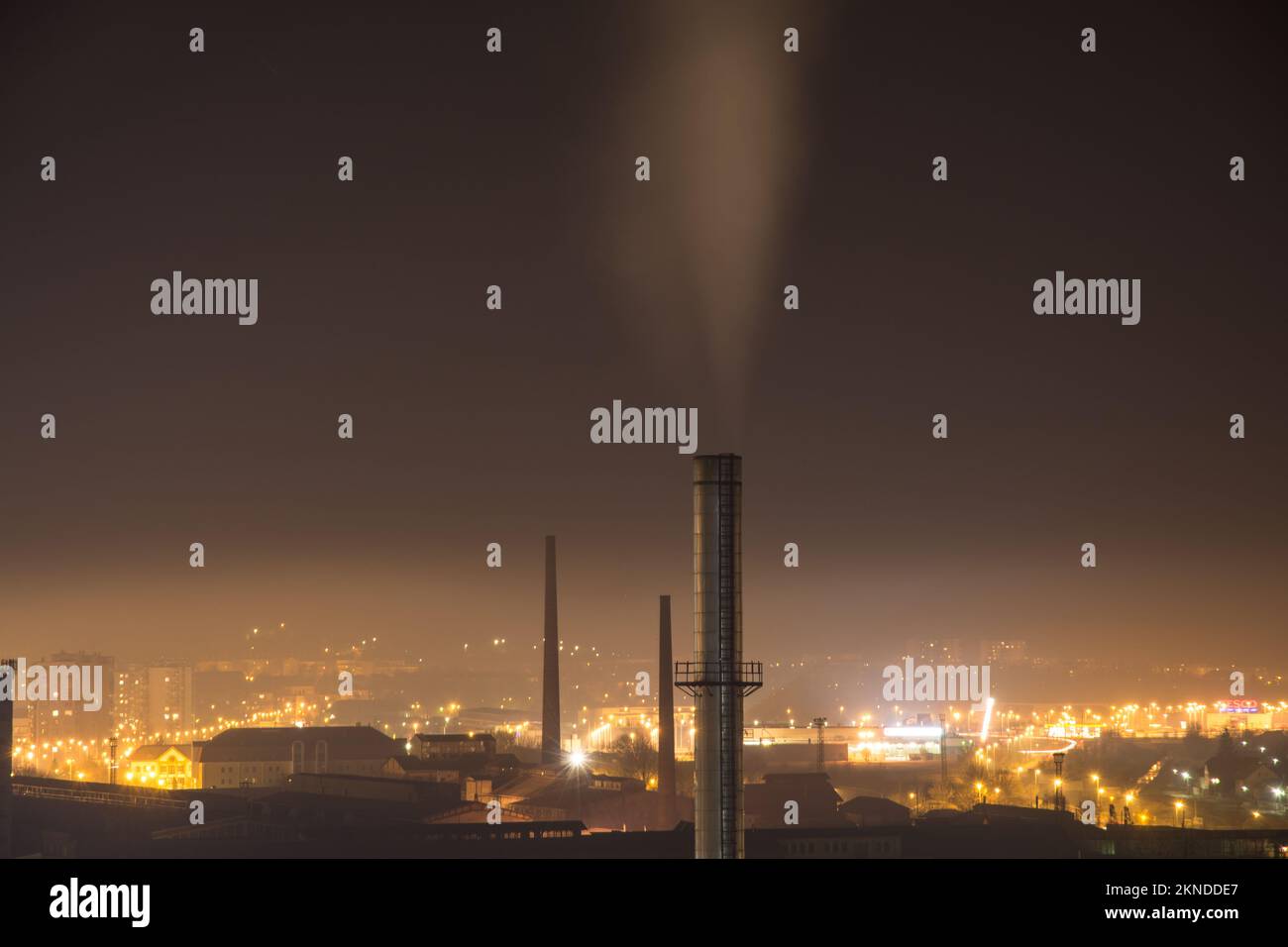 Factory pollution city hi-res stock photography and images - Alamy
