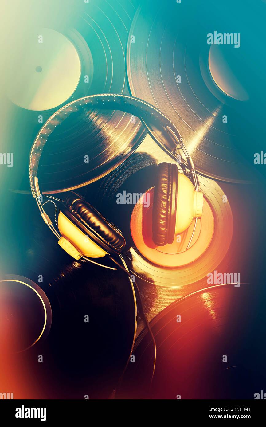 Dj mixers hi-res stock photography and images - Alamy