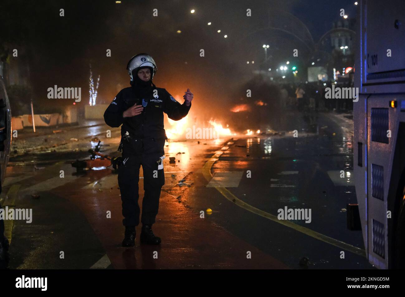 Brussels, Belgium. 27th Nov, 2022. Protestors clashed with riot police ...