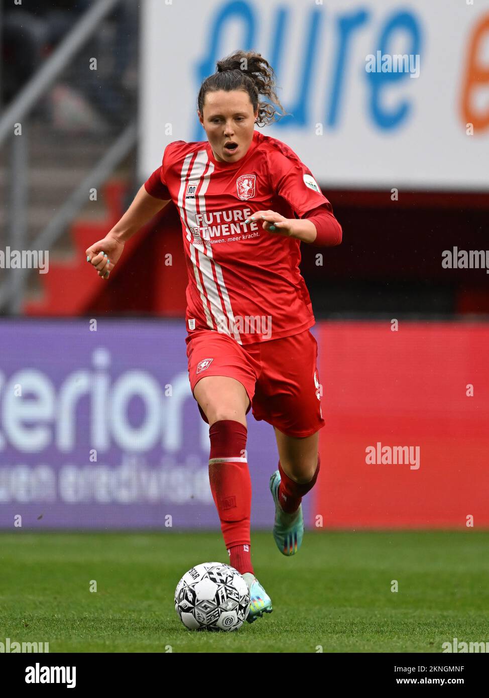 ENSCHEDE - Fenna Kalma of FC Twente Women during the Dutch Eredivisie ...