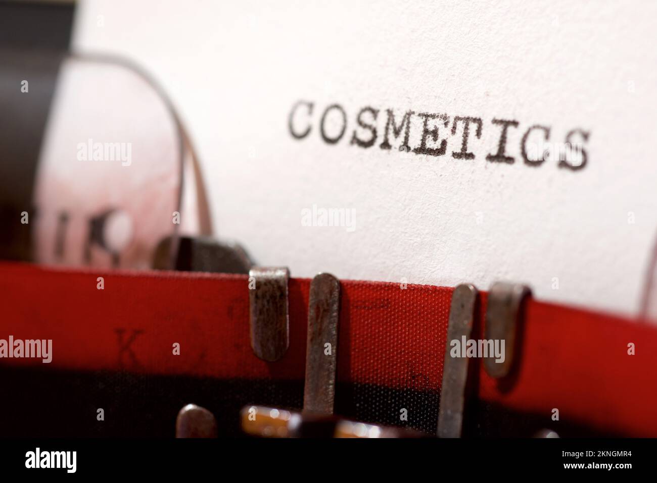 Cosmetics text written with a typewriter Stock Photo - Alamy