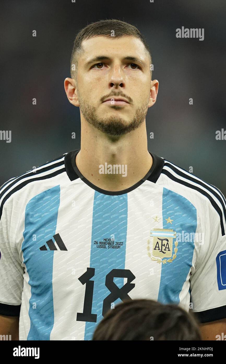 LUSAIL, QATAR - NOVEMBER 26: Player of Argentina Guido Rodríguez sings ...