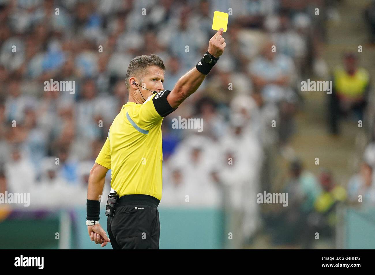 LUSAIL, QATAR - NOVEMBER 26: Italian referee Daniele Orsato shows the ...