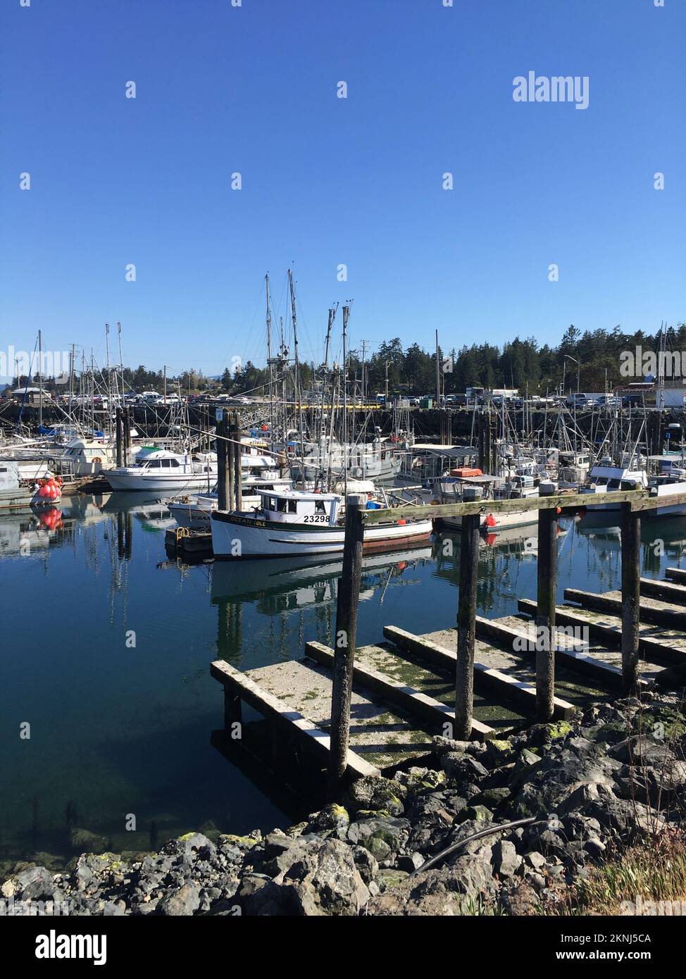 French Creek Harbour in Parksville on the East Coast of Vancouver ...
