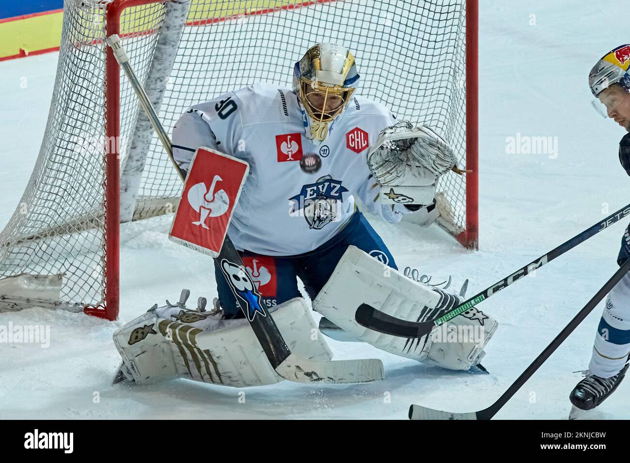 2022/23 Champions Hockey League | RB München vs EV Zug. GENONI Leonardo ...