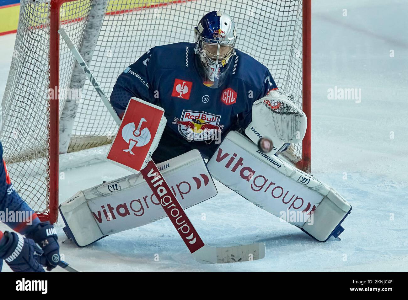 2022/23 Champions Hockey League | RB München vs EV Zug. ALLAVENA Daniel ...