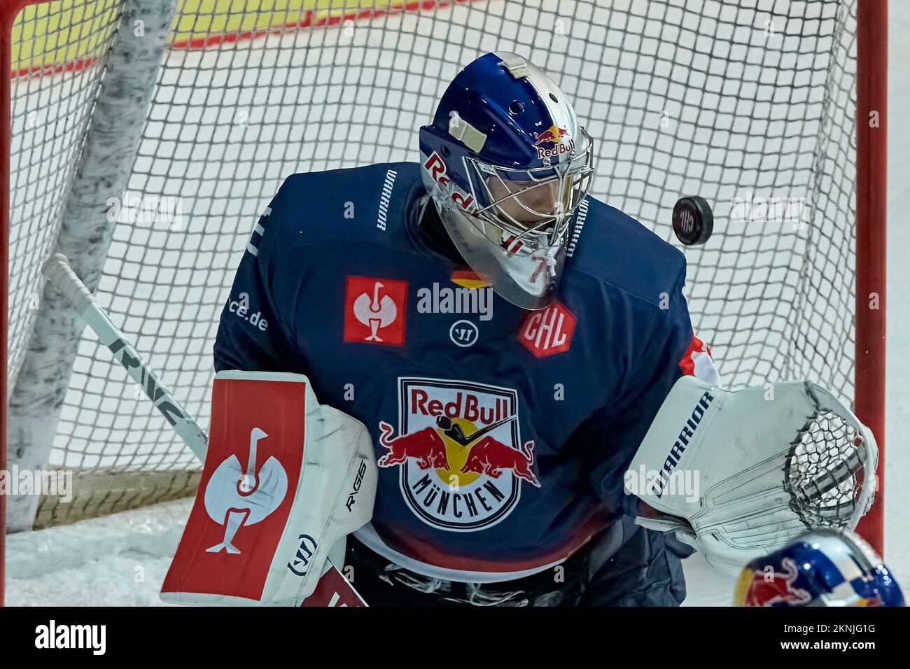 2022/23 Champions Hockey League | RB München vs EV Zug. ALLAVENA Daniel ...