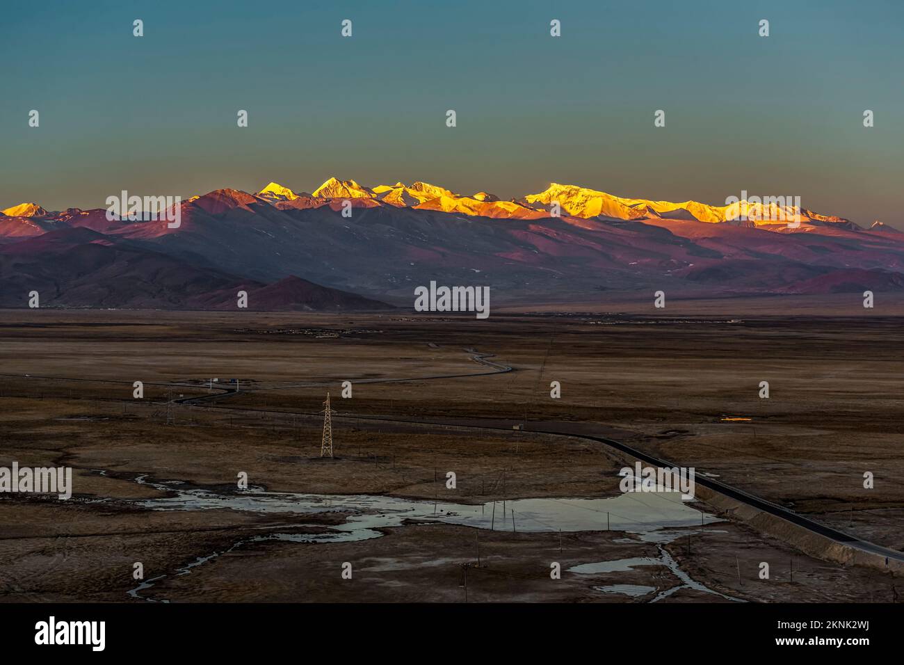 Dingri county hi-res stock photography and images - Alamy
