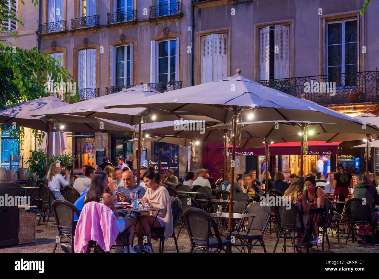 Metz: restaurant in Old Town in Lorraine (Lothringen), Moselle (Mosel ...
