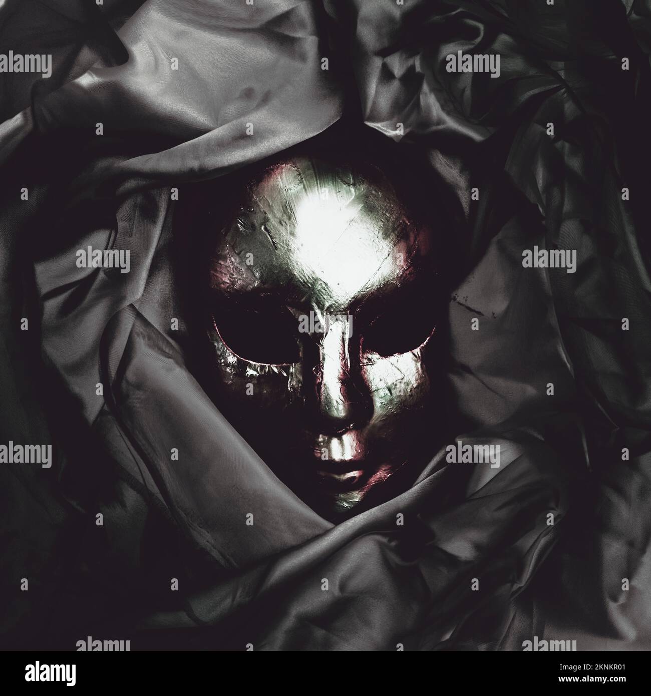 Ancient egyptian funeral shroud hi-res stock photography and images - Alamy