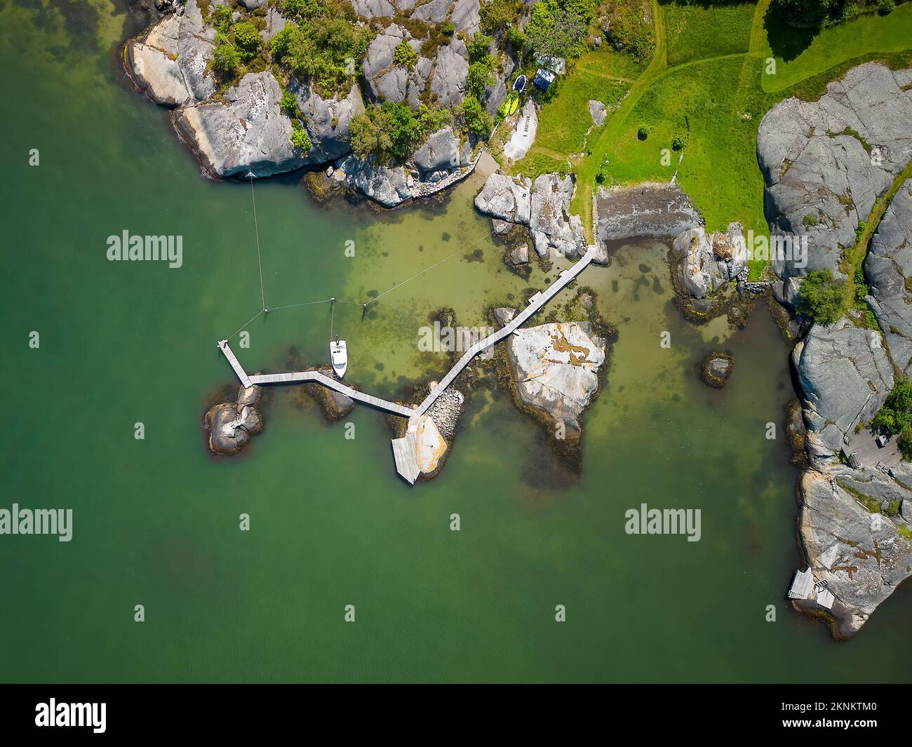 Plan view of private jetty and boat on Köpstadsö Stock Photo - Alamy