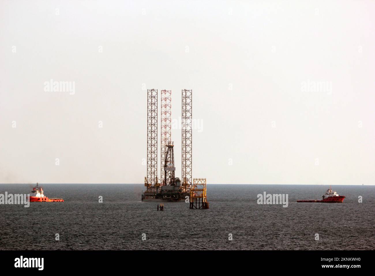 Tug boats positioning a jack up rig, South China Sea, Malaysia Stock ...