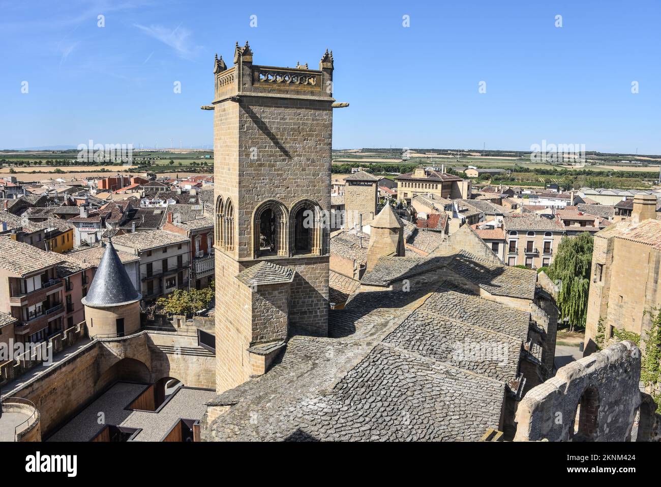 Olite, Spain - Aug 31, 2022: Palace of the Kings of Navarre of Olite ...