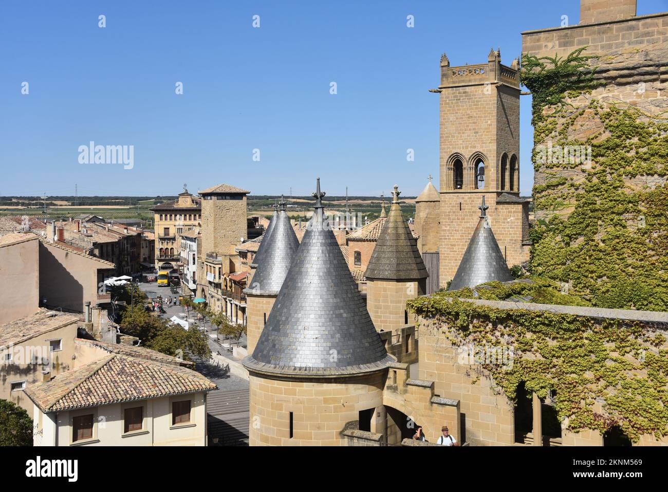 Olite, Spain - Aug 31, 2022: Palace of the Kings of Navarre of Olite ...