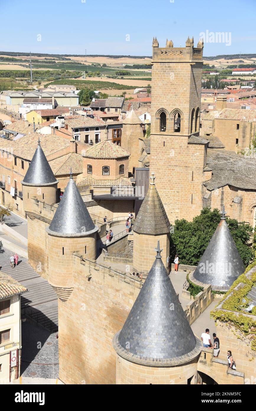 Olite, Spain - Aug 31, 2022: Palace of the Kings of Navarre of Olite ...
