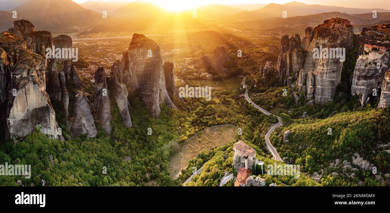 Meteora rocks, Greece Stock Photo - Alamy