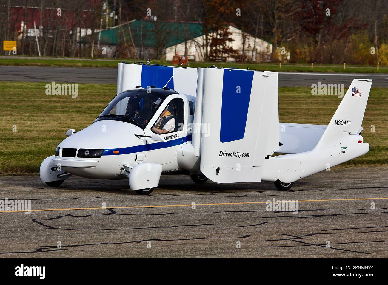 Terrafugia car hi-res stock photography and images - Alamy