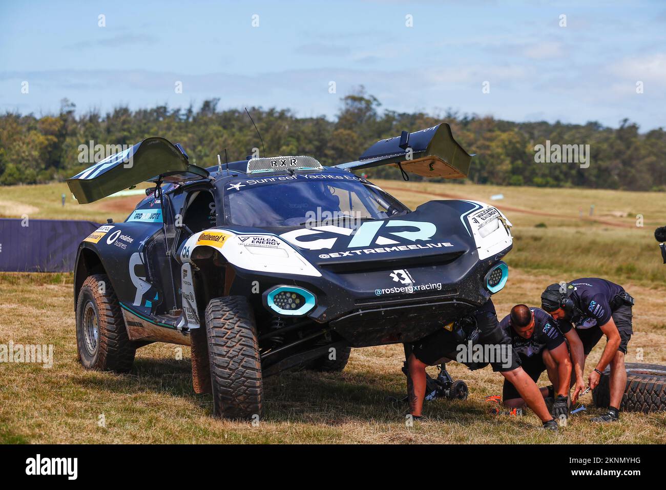 Punta Del Este, Uruguay. 27th Nov, 2022. 11/27/2022 - Mechanics work on ...