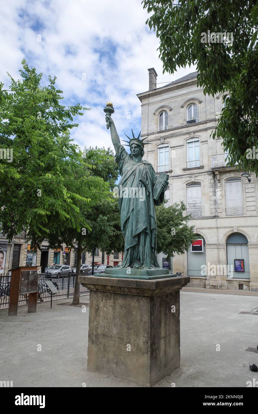 Bordeaux, France - 26 July, 2022: Statue of Liberty replica in Place ...
