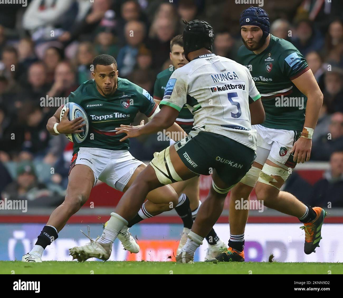 Anthony watson of leicester tigers hi-res stock photography and images ...
