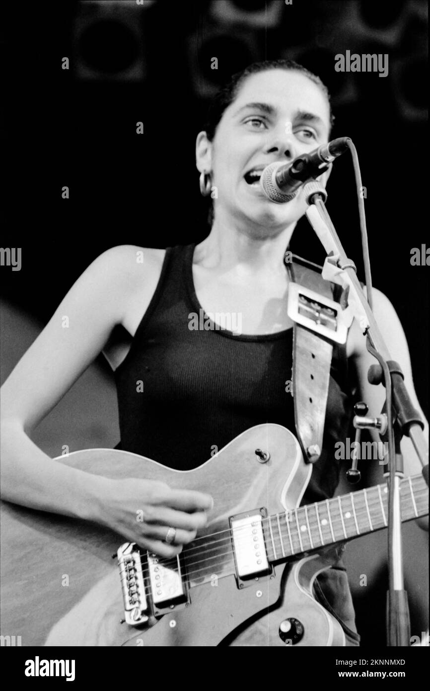 Pj harvey Black and White Stock Photos & Images - Alamy