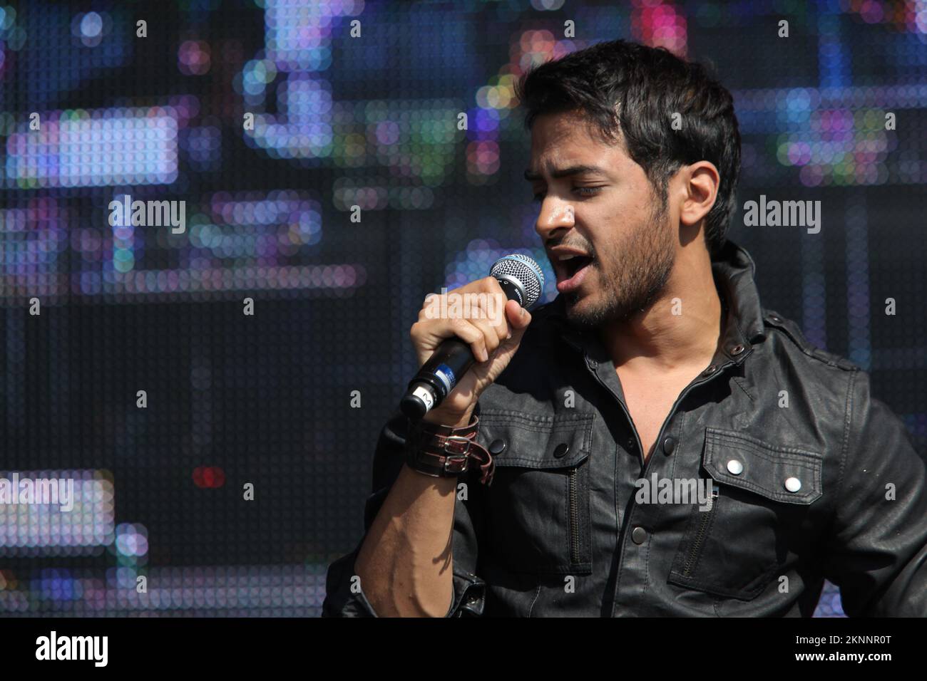 Indian bollywood singer hi-res stock photography and images - Alamy