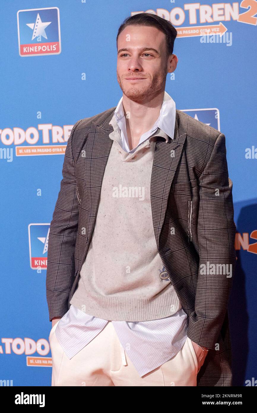 Kerem Bursin attends the film photocall for "A Todo Tren 2". November ...