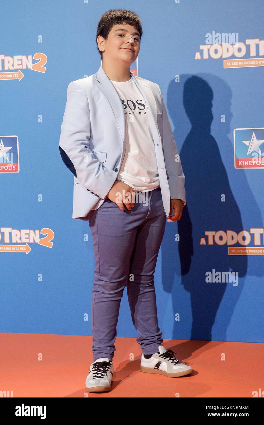 Javier Garcia attends the film photocall for "A Todo Tren 2". November ...