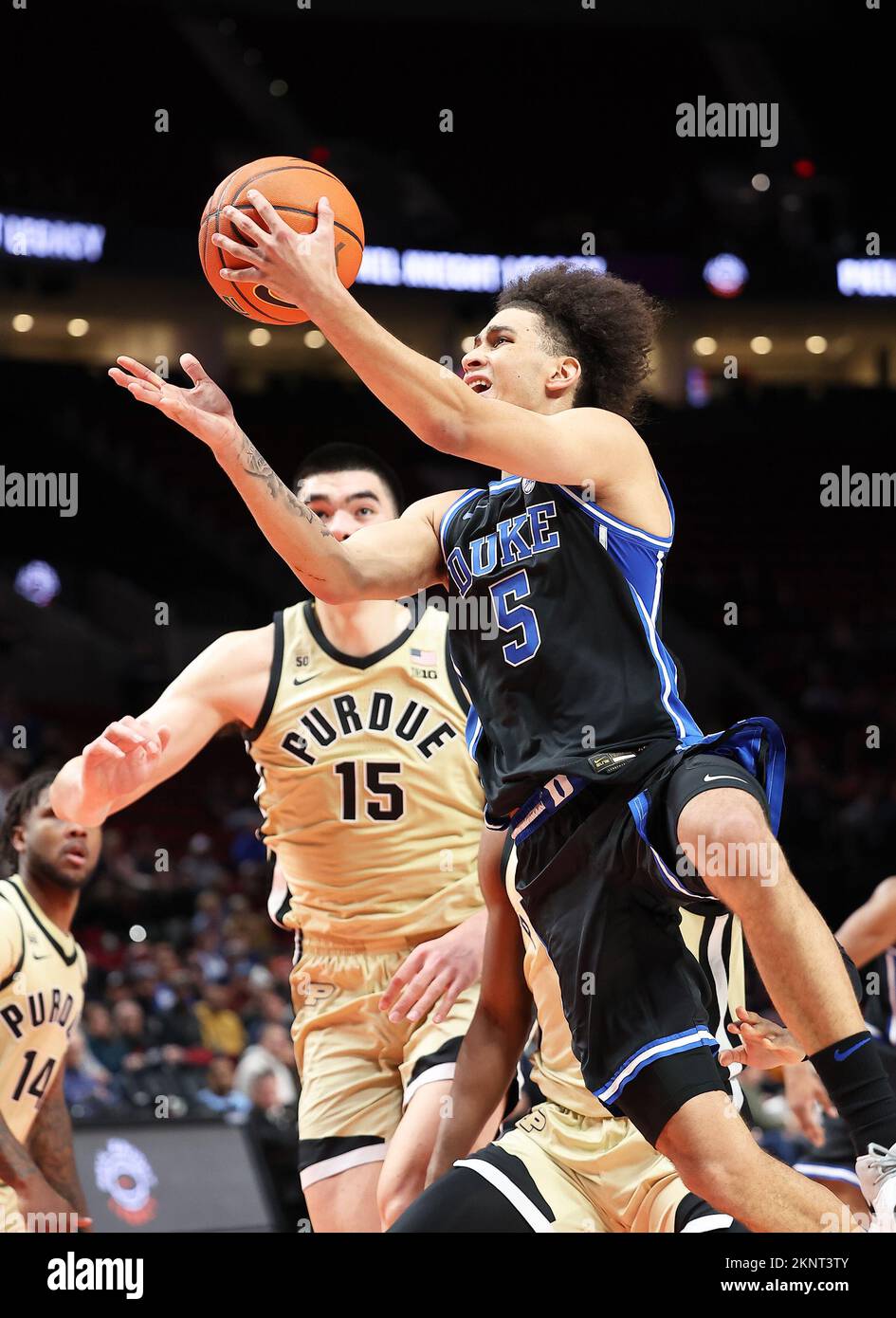 Zach edey hi-res stock photography and images - Alamy