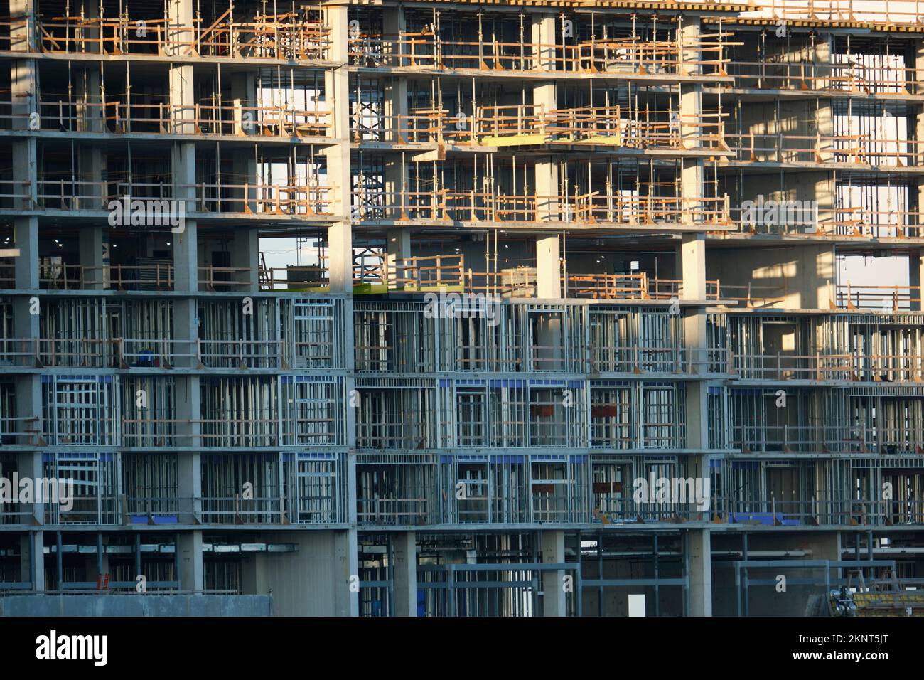 Tower cranes and frame structure of high residential apartment ...