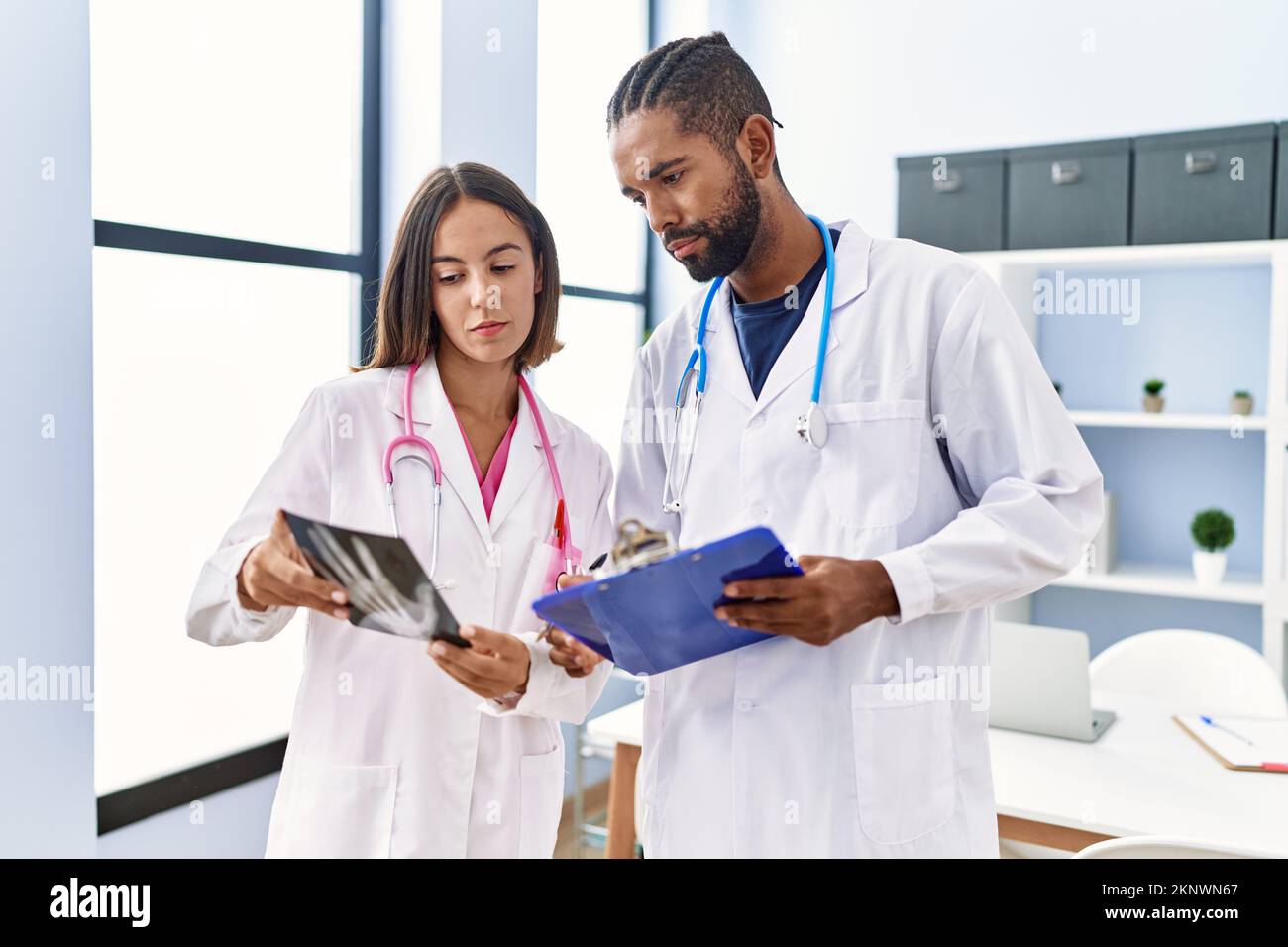 Radiology partners hi-res stock photography and images - Alamy