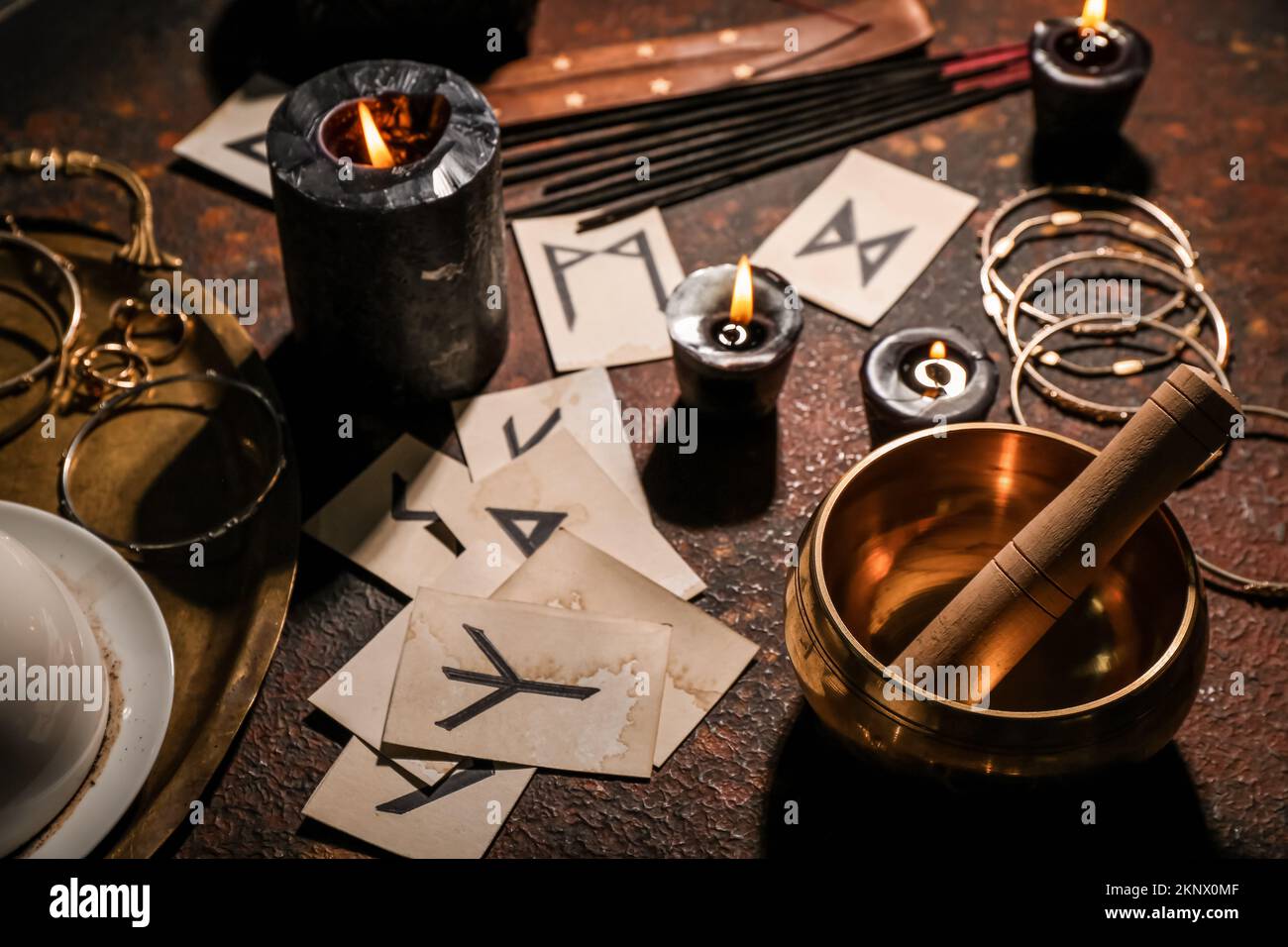 Magic attributes of fortune teller on table Stock Photo - Alamy