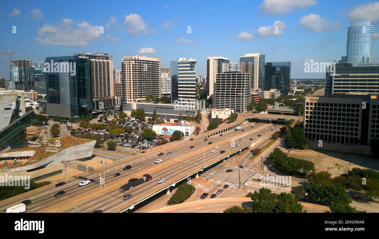Aerial skyline in downtown dallas hi-res stock photography and images ...