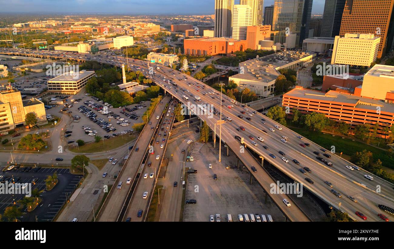 Heavy Street traffic in the city of Houston Stock Photo - Alamy